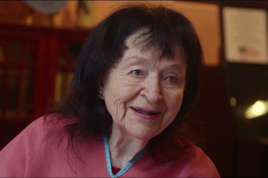 14 Oldest Living Celebrities That Are Still Alive - Next Luxury - 伟德电子官网